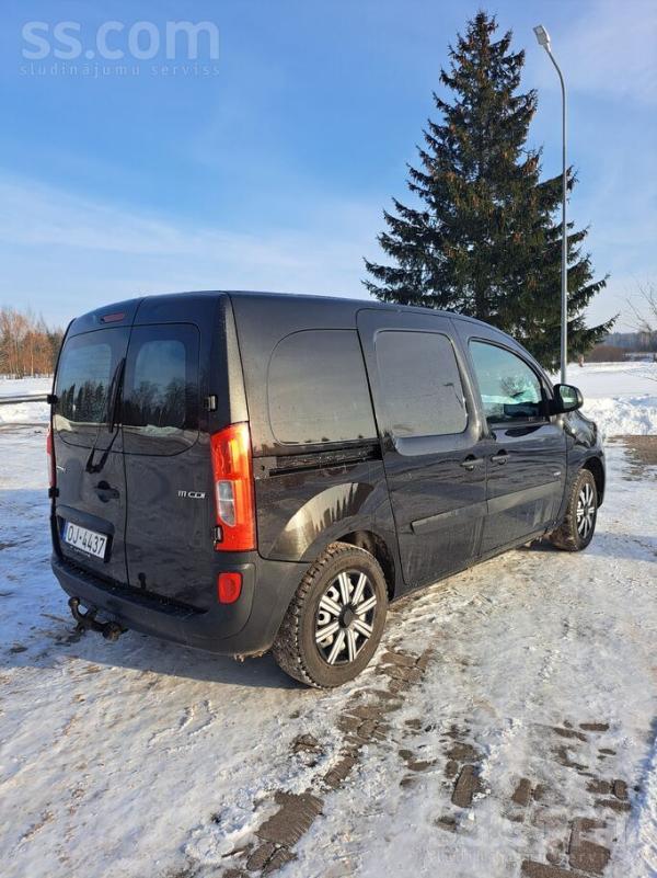 Black Mercedes-Benz Citan 2014 in Dobele, with an engine capacity of 1.50 L and mileage of 188 thousand km for 5150 €, photo 2 on AUTOMOTO.COM.LV