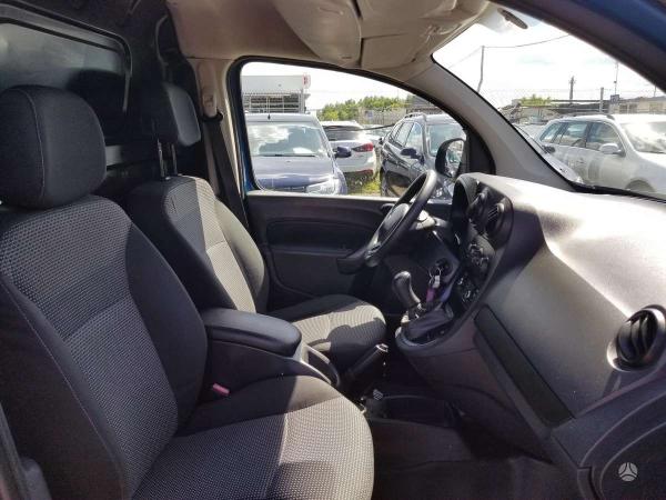 Blue Mercedes-Benz Citan 2017 in Kaunas, with an engine capacity of 1.46 L and mileage of 290 thousand km for 6049 €, photo 10 on AUTOMOTO.COM.LV