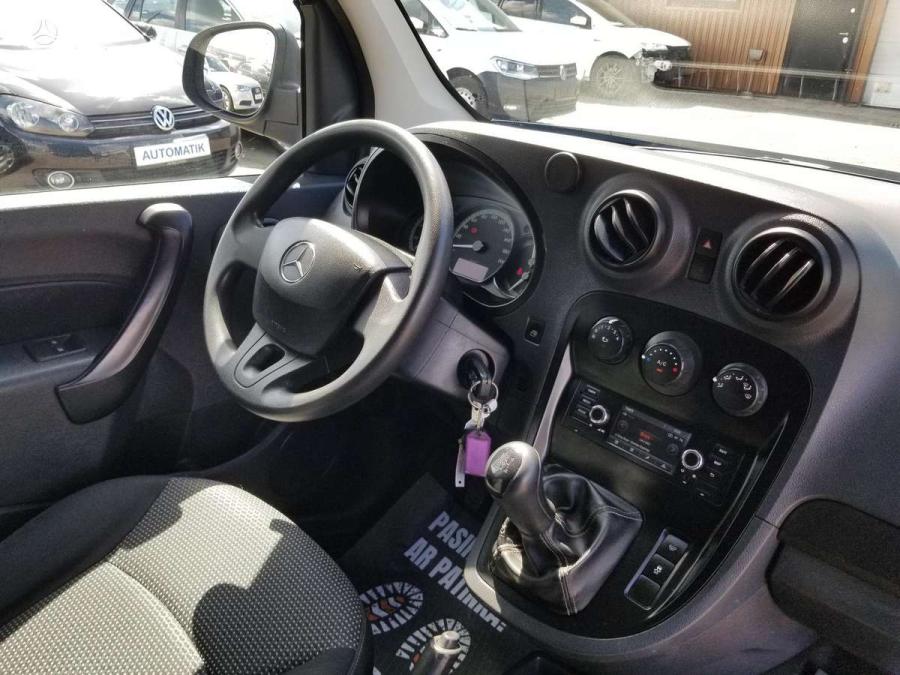 Zils Mercedes-Benz Citan 2017 Kauņa, ar dzinēja tilpumu 1.46 L un nobraukumu 290 tūkst. km par 6049 €, foto 13 vietnē AUTOMOTO.COM.LV