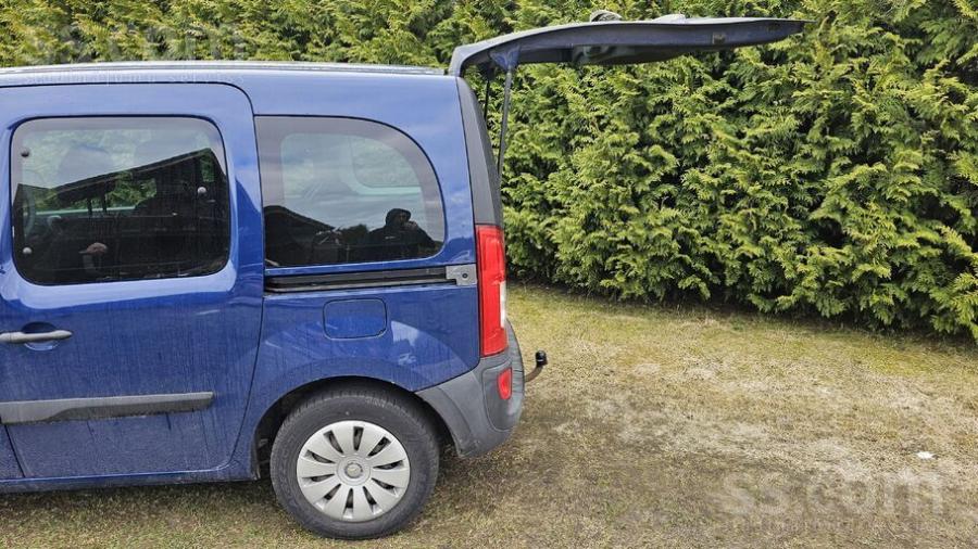 Zils Mercedes-Benz Citan 2014 Rīga, ar dzinēja tilpumu 1.50 L un nobraukumu 182 tūkst. km par 5700 €, foto 11 vietnē AUTOMOTO.COM.LV