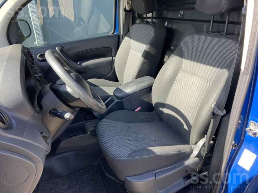 Zils Mercedes-Benz Citan 2014 Ogre, ar dzinēja tilpumu 1.50 L un nobraukumu 273 tūkst. km par 4995 €, foto 7 vietnē AUTOMOTO.COM.LV