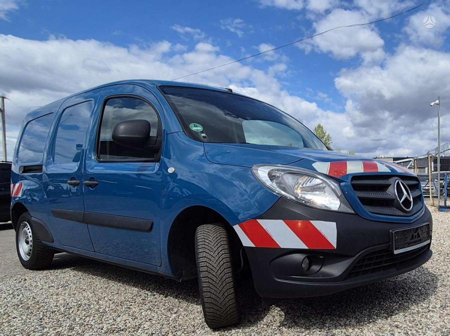 Blue Mercedes-Benz Citan 2016 in Kaunas, with an engine capacity of 1.46 L and mileage of 260 thousand km for 4650 €, photo 5 on AUTOMOTO.COM.LV
