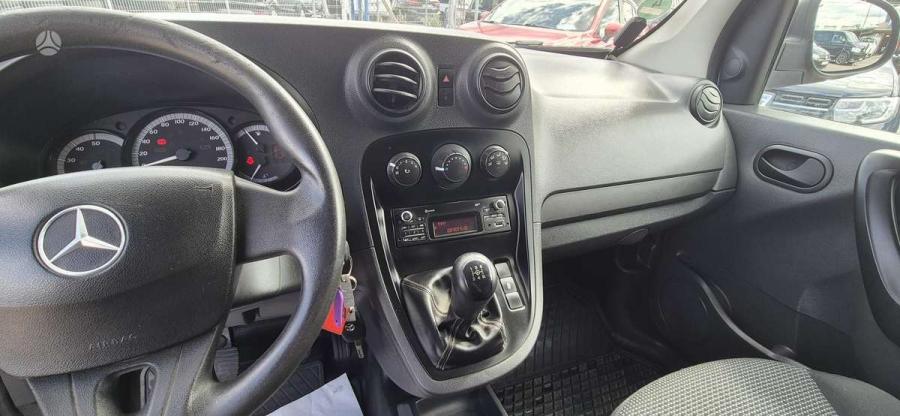 Blue Mercedes-Benz Citan 2016 in Kaunas, with an engine capacity of 1.46 L and mileage of 260 thousand km for 4650 €, photo 7 on AUTOMOTO.COM.LV