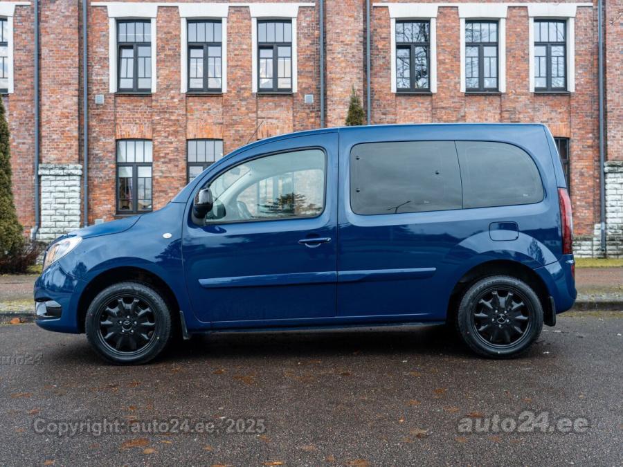 Zils Mercedes-Benz Citan 2015 Tallina, ar dzinēja tilpumu 1.50 L un nobraukumu 180 tūkst. km par 6900 €, foto 6 vietnē AUTOMOTO.COM.LV