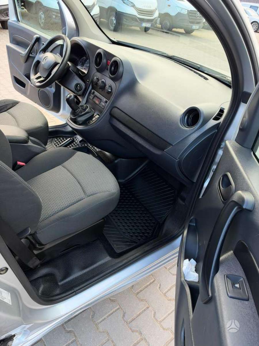 Grey Mercedes-Benz Citan 2017 in Kaunas, with an engine capacity of 1.50 L and mileage of 175 thousand km for 3700 €, photo 14 on AUTOMOTO.COM.LV