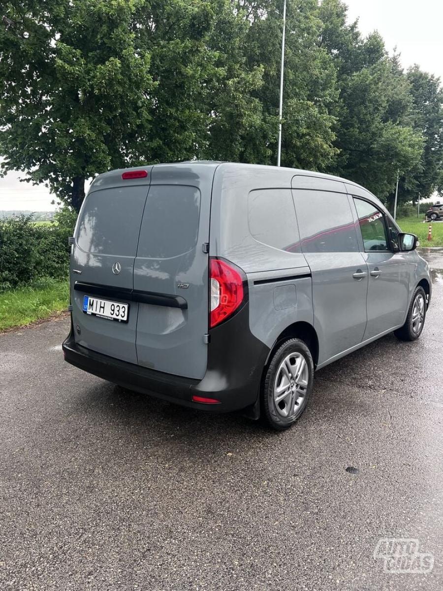 Grey Mercedes-Benz Citan 2022 in Sakiai, with an engine capacity of 1.30 L and mileage of 58 thousand km for 14500 €, photo 3 on AUTOMOTO.COM.LV