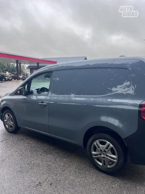 Grey Mercedes-Benz Citan 2022 in Sakiai, with an engine capacity of 1.30 L and mileage of 58 thousand km for 14500 €, photo 6 on AUTOMOTO.COM.LV