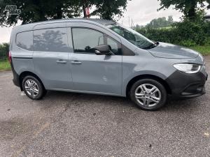 Grey Mercedes-Benz Citan 2022 in Sakiai, with an engine capacity of 1.30 L and mileage of 58 thousand km for 14500 €, photo 9 on AUTOMOTO.COM.LV