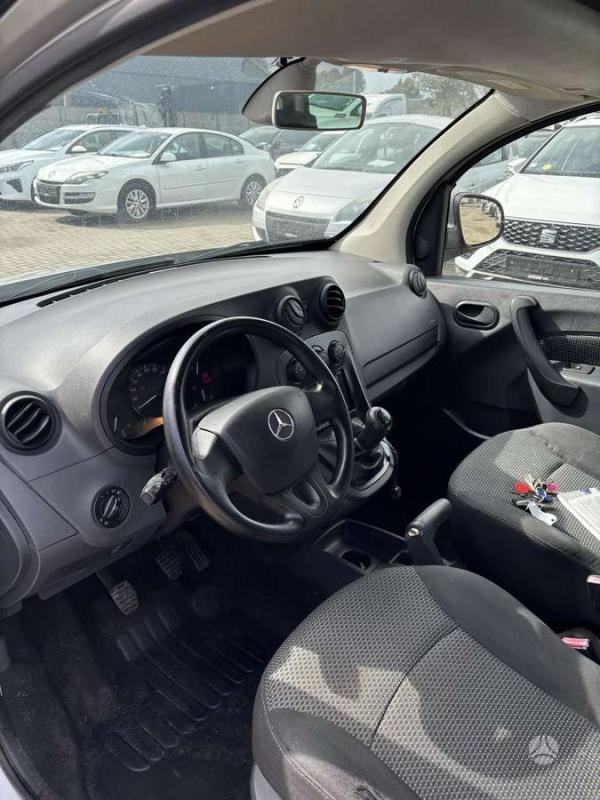 Серый Мерседес Ситан 2013 в Таураге, объемом двигателя 1.46 л и пробегом 230 тыс. км за 4650 €, фото 8 на AUTOMOTO.COM.LV