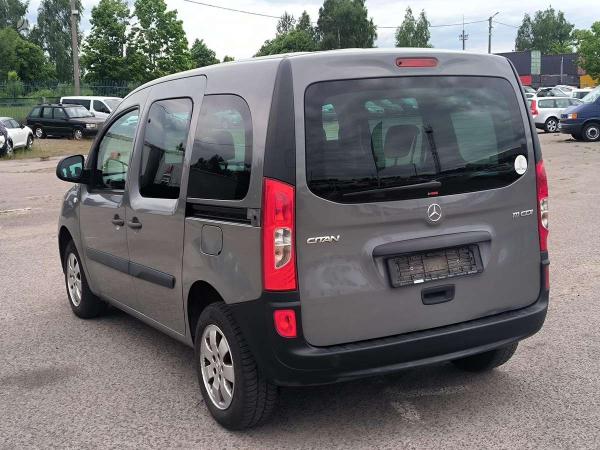 Pelēks Mercedes-Benz Citan 2014 Panevēža, ar dzinēja tilpumu 1.46 L un nobraukumu 139 tūkst. km par 6500 €, foto 8 vietnē AUTOMOTO.COM.LV
