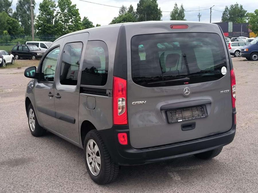 Pelēks Mercedes-Benz Citan 2014 Panevēža, ar dzinēja tilpumu 1.46 L un nobraukumu 139 tūkst. km par 6500 €, foto 9 vietnē AUTOMOTO.COM.LV