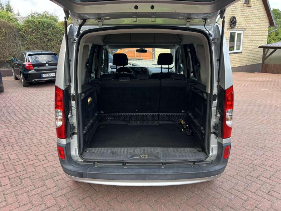 Pelēks Mercedes-Benz Citan 2014 Kelmė, ar dzinēja tilpumu 1.46 L un nobraukumu 223 tūkst. km par 4500 €, foto 14 vietnē AUTOMOTO.COM.LV