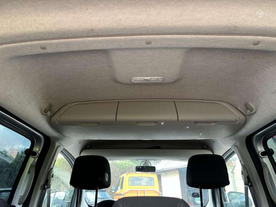 Pelēks Mercedes-Benz Citan 2014 Kelmė, ar dzinēja tilpumu 1.46 L un nobraukumu 223 tūkst. km par 4500 €, foto 15 vietnē AUTOMOTO.COM.LV