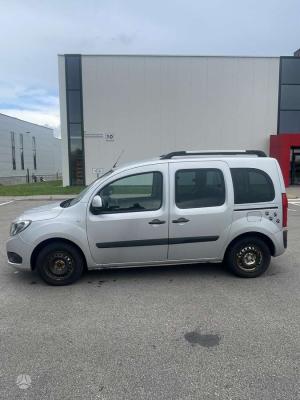 Grey Mercedes-Benz Citan 2014 in Vilnius, with an engine capacity of 1.46 L and mileage of 252 thousand km for 4800 €, photo 3 on AUTOMOTO.COM.LV