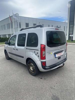 Grey Mercedes-Benz Citan 2014 in Vilnius, with an engine capacity of 1.46 L and mileage of 252 thousand km for 4800 €, photo 4 on AUTOMOTO.COM.LV