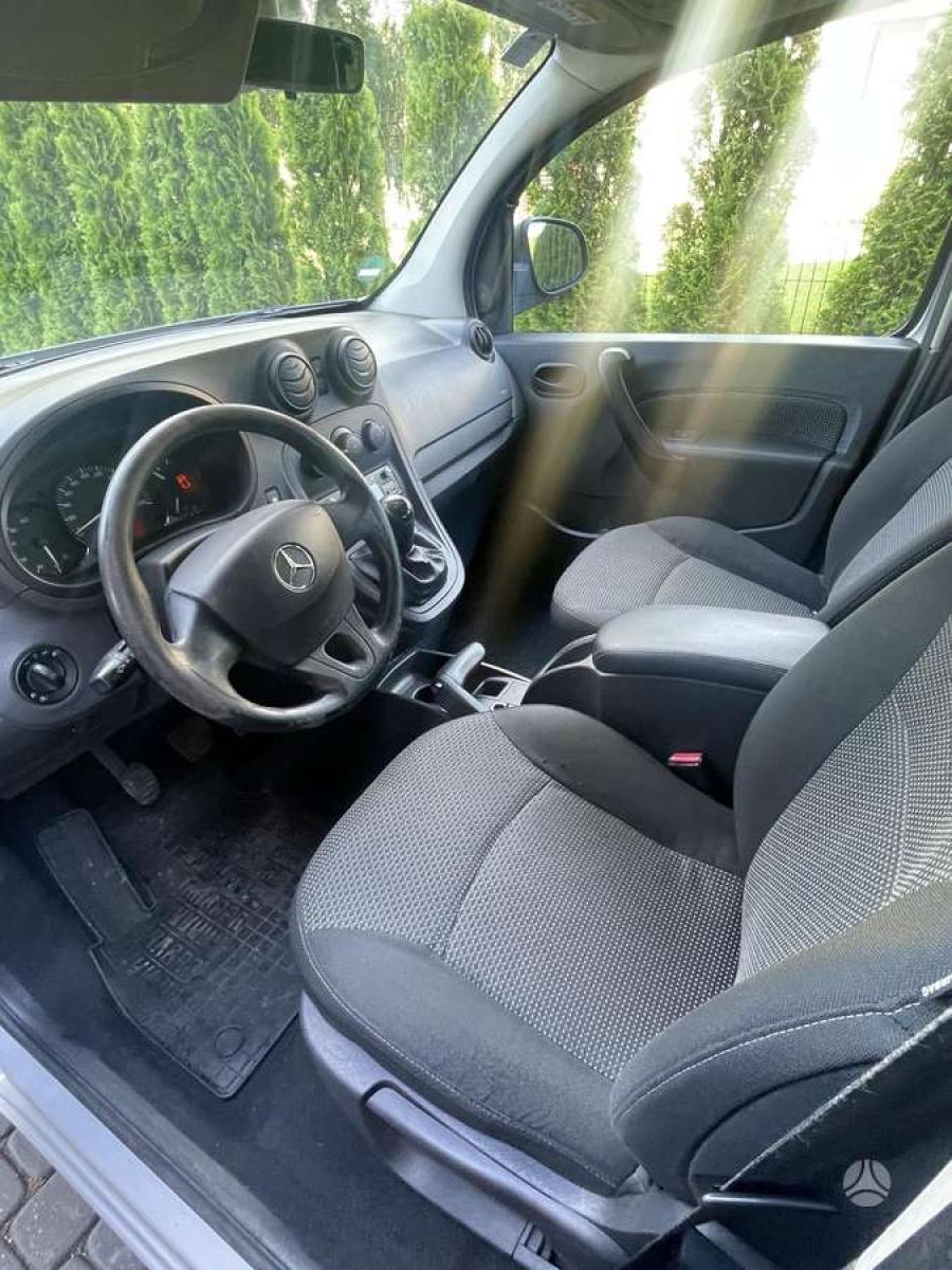 Grey Mercedes-Benz Citan 2014 in Vilnius, with an engine capacity of 1.46 L and mileage of 252 thousand km for 4800 €, photo 8 on AUTOMOTO.COM.LV