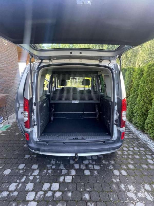 Grey Mercedes-Benz Citan 2014 in Vilnius, with an engine capacity of 1.46 L and mileage of 252 thousand km for 4800 €, photo 9 on AUTOMOTO.COM.LV