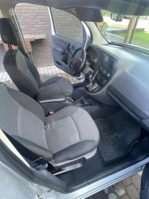 Grey Mercedes-Benz Citan 2014 in Vilnius, with an engine capacity of 1.46 L and mileage of 252 thousand km for 4800 €, photo 12 on AUTOMOTO.COM.LV