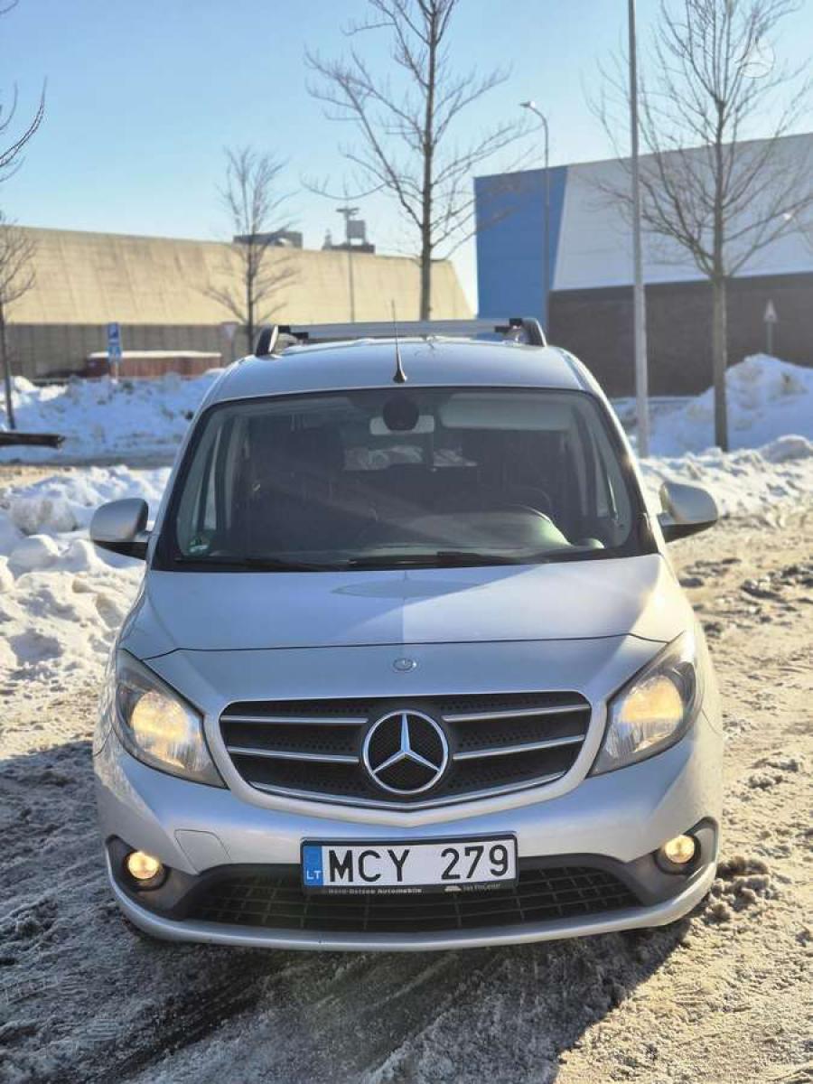 Grey Mercedes-Benz Citan 2015 in Palanga, with an engine capacity of 1.46 L and mileage of 190 thousand km for 7150 €, photo 3 on AUTOMOTO.COM.LV
