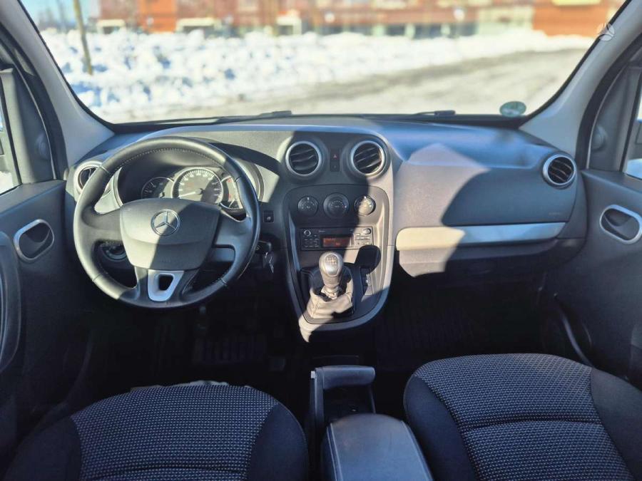 Grey Mercedes-Benz Citan 2015 in Palanga, with an engine capacity of 1.46 L and mileage of 190 thousand km for 7150 €, photo 10 on AUTOMOTO.COM.LV