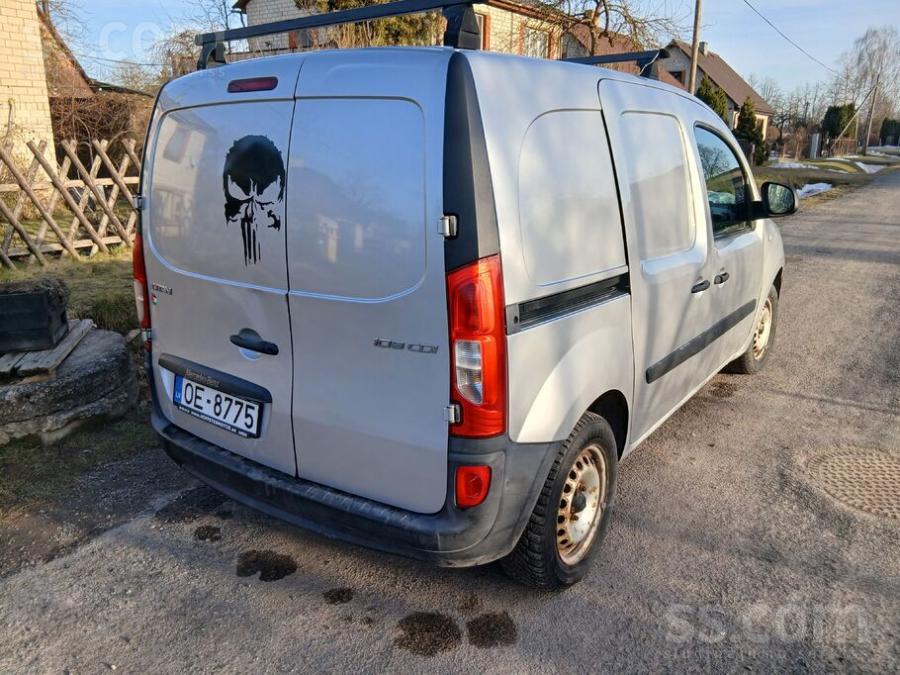 Pelēks Mercedes-Benz Citan 2015 Saldus, ar dzinēja tilpumu 1.50 L un nobraukumu 201 tūkst. km par 3800 €, foto 5 vietnē AUTOMOTO.COM.LV