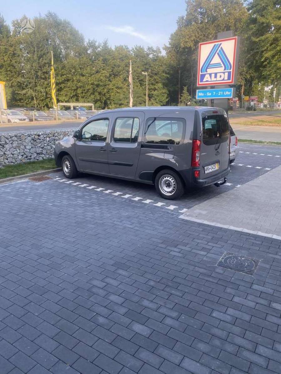 Pelēks Mercedes-Benz Citan 2015 Panevēža, ar dzinēja tilpumu 1.46 L un nobraukumu 235 tūkst. km par 8200 €, foto 3 vietnē AUTOMOTO.COM.LV