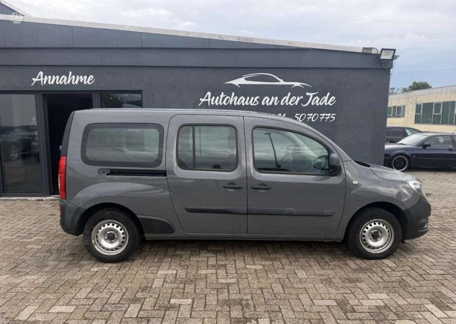 Pelēks Mercedes-Benz Citan 2015 Panevēža, ar dzinēja tilpumu 1.46 L un nobraukumu 235 tūkst. km par 8200 €, foto 13 vietnē AUTOMOTO.COM.LV