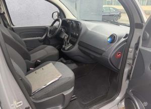 Pelēks Mercedes-Benz Citan 2015 Panevēža, ar dzinēja tilpumu 1.46 L un nobraukumu 235 tūkst. km par 8200 €, foto 14 vietnē AUTOMOTO.COM.LV