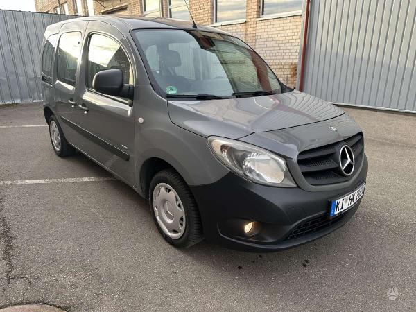 Pelēks Mercedes-Benz Citan 2016 Viļņa, ar dzinēja tilpumu 1.46 L un nobraukumu 239 tūkst. km par 5800 €, foto 4 vietnē AUTOMOTO.COM.LV