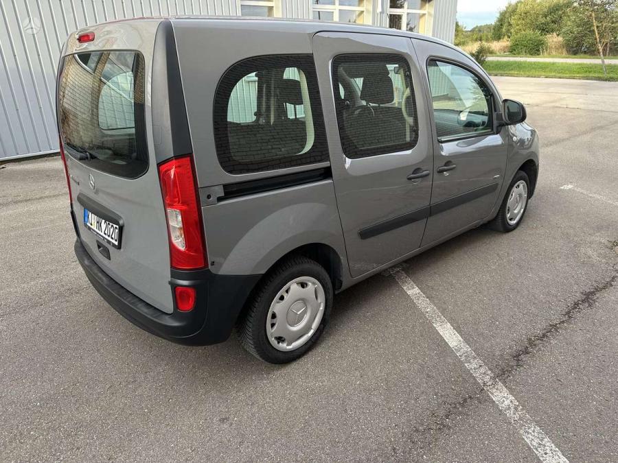 Pelēks Mercedes-Benz Citan 2016 Viļņa, ar dzinēja tilpumu 1.46 L un nobraukumu 239 tūkst. km par 5800 €, foto 6 vietnē AUTOMOTO.COM.LV