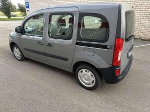 Pelēks Mercedes-Benz Citan 2016 Viļņa, ar dzinēja tilpumu 1.46 L un nobraukumu 239 tūkst. km par 5800 €, foto 8 vietnē AUTOMOTO.COM.LV