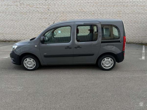 Pelēks Mercedes-Benz Citan 2016 Viļņa, ar dzinēja tilpumu 1.46 L un nobraukumu 239 tūkst. km par 5800 €, foto 9 vietnē AUTOMOTO.COM.LV