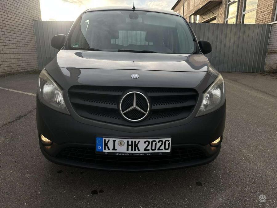 Pelēks Mercedes-Benz Citan 2016 Viļņa, ar dzinēja tilpumu 1.46 L un nobraukumu 239 tūkst. km par 5800 €, foto 12 vietnē AUTOMOTO.COM.LV