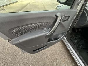 Pelēks Mercedes-Benz Citan 2016 Viļņa, ar dzinēja tilpumu 1.46 L un nobraukumu 239 tūkst. km par 5800 €, foto 51 vietnē AUTOMOTO.COM.LV