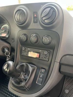 Pelēks Mercedes-Benz Citan 2016 Viļņa, ar dzinēja tilpumu 1.46 L un nobraukumu 239 tūkst. km par 5800 €, foto 18 vietnē AUTOMOTO.COM.LV