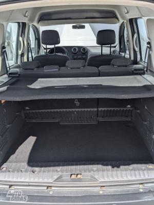 Grey Mercedes-Benz Citan 2017 in Ramuciai, with an engine capacity of 1.50 L and mileage of 218 thousand km for 7450 €, photo 11 on AUTOMOTO.COM.LV
