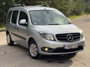 Grey Mercedes-Benz Citan 2020 in Siauliai, with an engine capacity of 1.46 L and mileage of 240 thousand km for 7700 €, photo 4 on AUTOMOTO.COM.LV