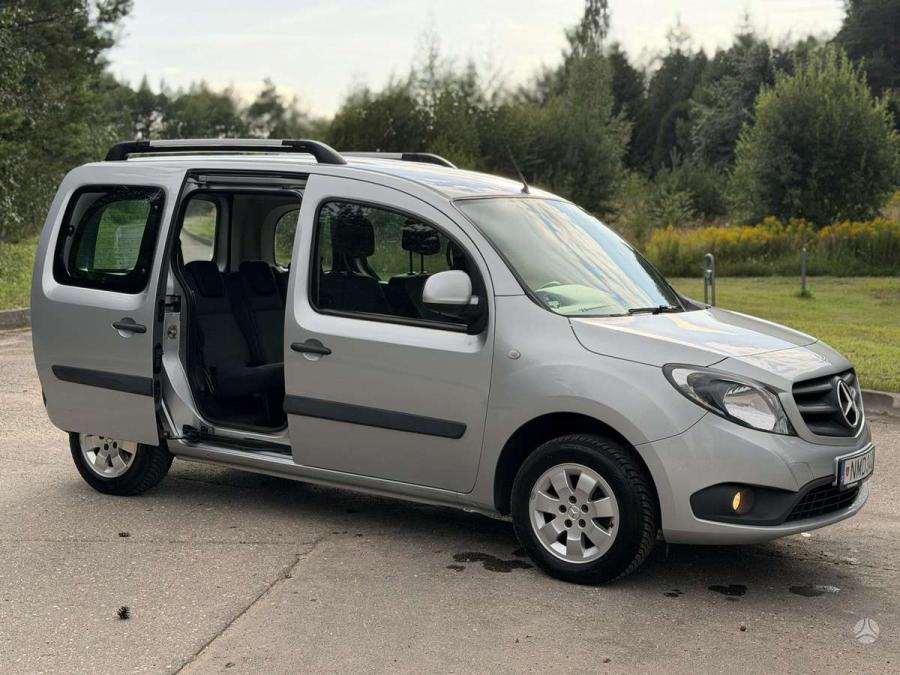 Grey Mercedes-Benz Citan 2020 in Siauliai, with an engine capacity of 1.46 L and mileage of 240 thousand km for 7700 €, photo 6 on AUTOMOTO.COM.LV