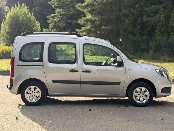Grey Mercedes-Benz Citan 2020 in Siauliai, with an engine capacity of 1.46 L and mileage of 240 thousand km for 7700 €, photo 9 on AUTOMOTO.COM.LV