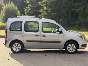 Grey Mercedes-Benz Citan 2020 in Siauliai, with an engine capacity of 1.46 L and mileage of 240 thousand km for 7700 €, photo 10 on AUTOMOTO.COM.LV