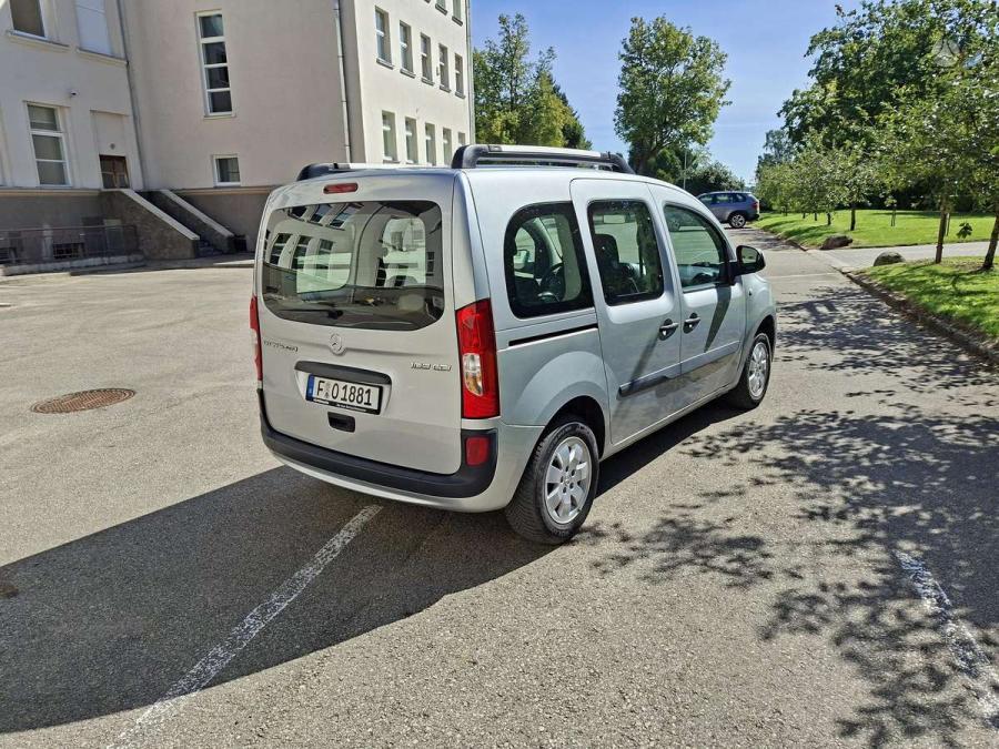 Grey Mercedes-Benz Citan 2020 in Kedainiai, with an engine capacity of 1.46 L and mileage of 63 thousand km for 10800 €, photo 5 on AUTOMOTO.COM.LV