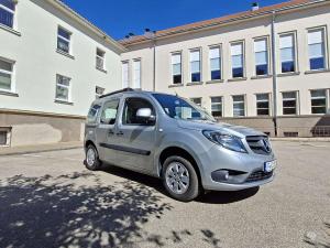 Grey Mercedes-Benz Citan 2020 in Kedainiai, with an engine capacity of 1.46 L and mileage of 63 thousand km for 10800 €, photo 7 on AUTOMOTO.COM.LV