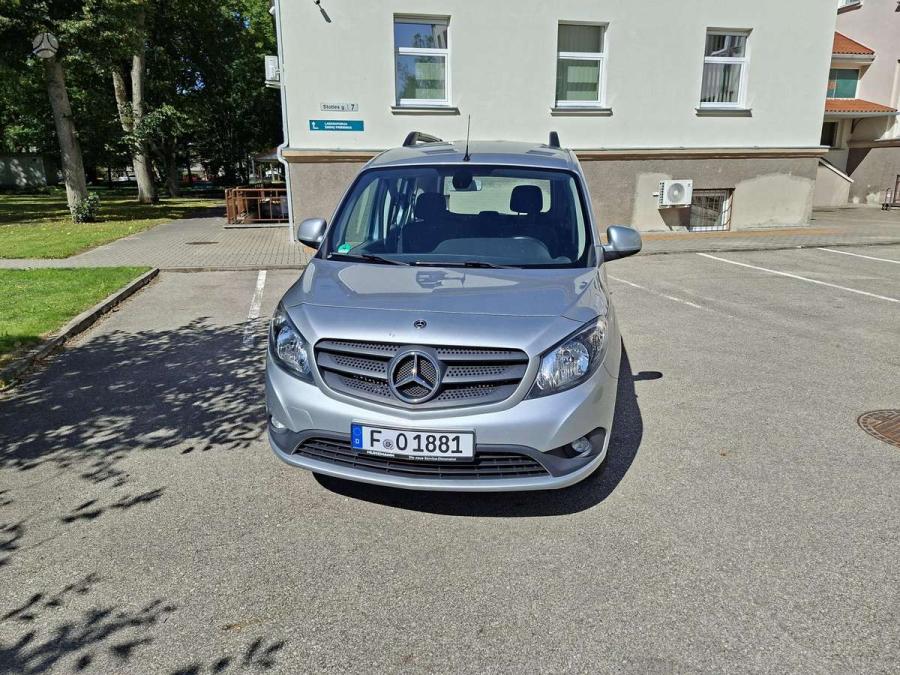 Grey Mercedes-Benz Citan 2020 in Kedainiai, with an engine capacity of 1.46 L and mileage of 63 thousand km for 10800 €, photo 8 on AUTOMOTO.COM.LV