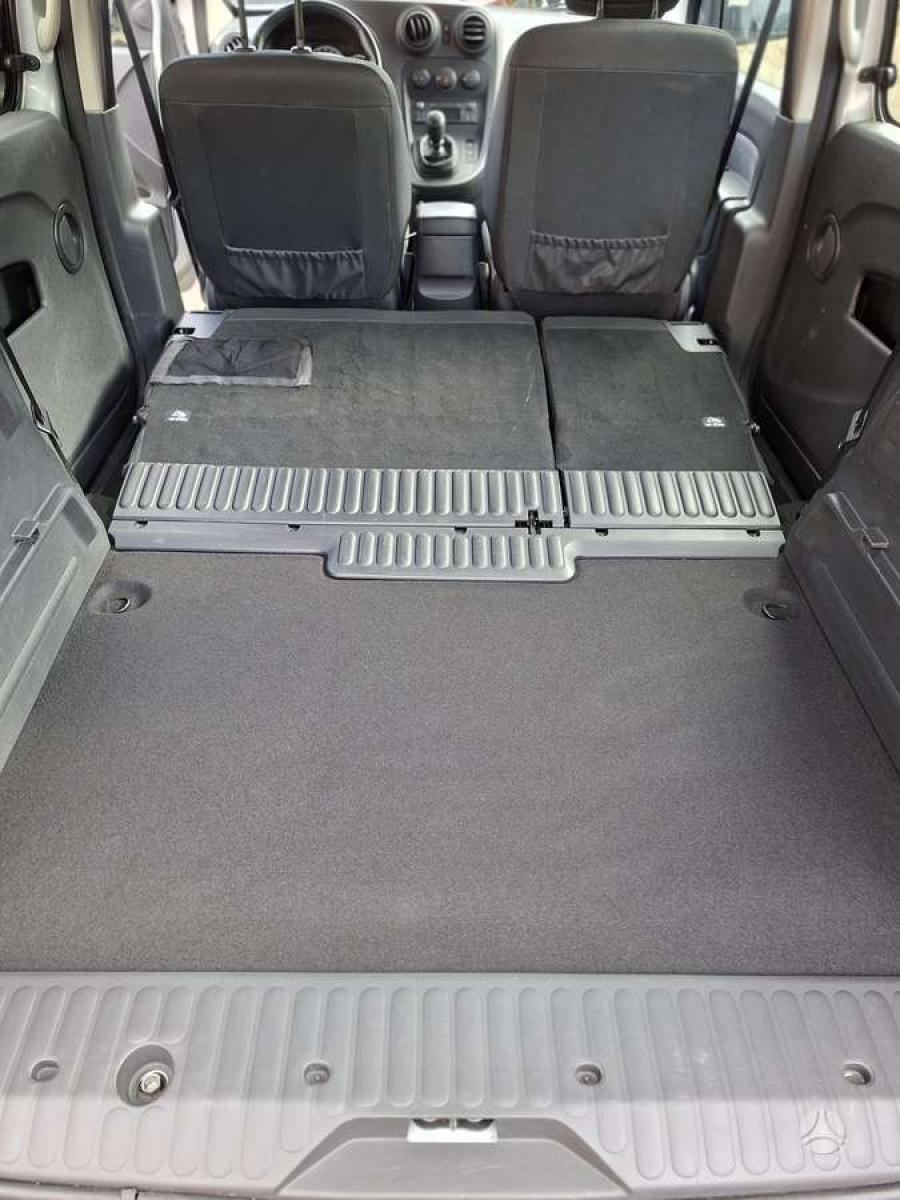 Grey Mercedes-Benz Citan 2020 in Kedainiai, with an engine capacity of 1.46 L and mileage of 63 thousand km for 10800 €, photo 16 on AUTOMOTO.COM.LV