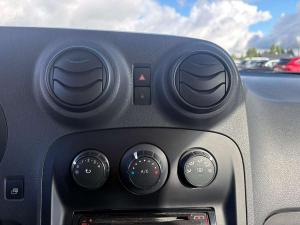 Pelēks Mercedes-Benz Citan 2014 Tauragė, ar dzinēja tilpumu 1.46 L un nobraukumu 201 tūkst. km par 5300 €, foto 15 vietnē AUTOMOTO.COM.LV