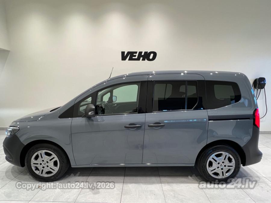 Pelēks Mercedes-Benz Citan 2022 Tallina, ar dzinēja tilpumu 1.50 L un nobraukumu 63 tūkst. km par 17900 €, foto 4 vietnē AUTOMOTO.COM.LV