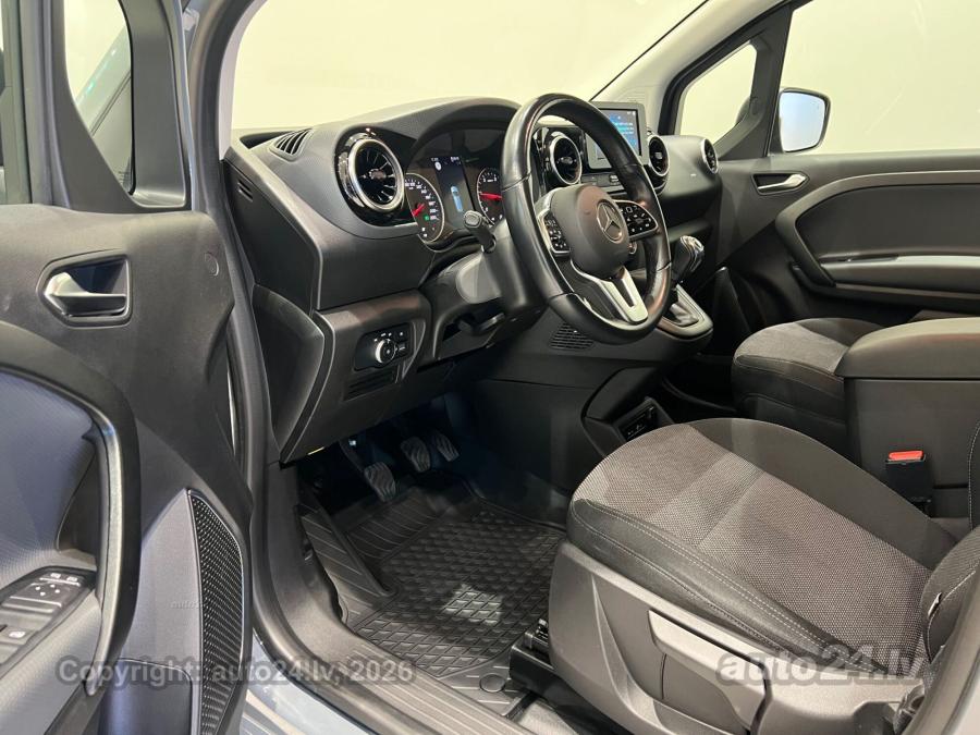 Pelēks Mercedes-Benz Citan 2022 Tallina, ar dzinēja tilpumu 1.50 L un nobraukumu 63 tūkst. km par 17900 €, foto 12 vietnē AUTOMOTO.COM.LV