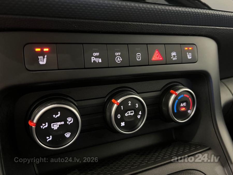 Pelēks Mercedes-Benz Citan 2022 Tallina, ar dzinēja tilpumu 1.50 L un nobraukumu 63 tūkst. km par 17900 €, foto 25 vietnē AUTOMOTO.COM.LV