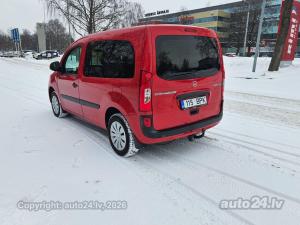 Red Mercedes-Benz Citan 2015 in Tallinn, with an engine capacity of 1.50 L and mileage of 150 thousand km for 5990 €, photo 5 on AUTOMOTO.COM.LV