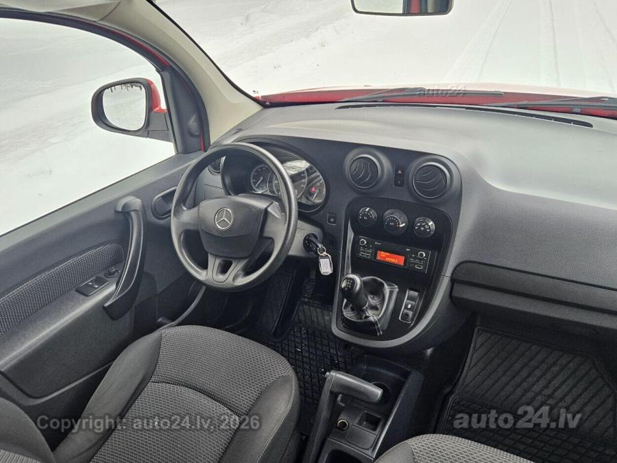 Red Mercedes-Benz Citan 2015 in Tallinn, with an engine capacity of 1.50 L and mileage of 150 thousand km for 5990 €, photo 9 on AUTOMOTO.COM.LV